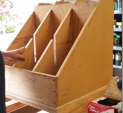 Woodworker’s Storage Bin for Cutoffs | Plan To Build